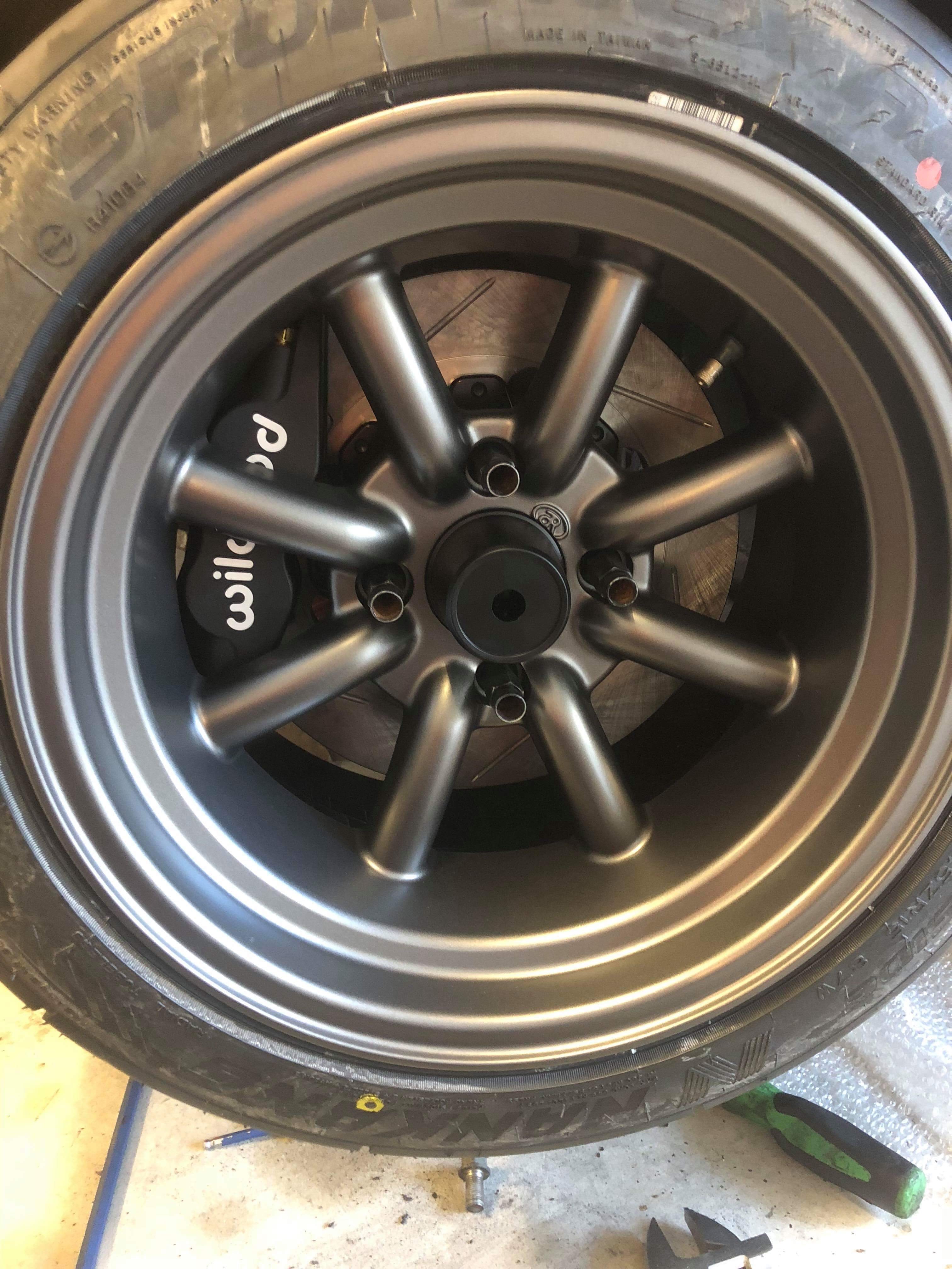 AE86 KE70 Extra Big Brake Kit | Manon Racing Products