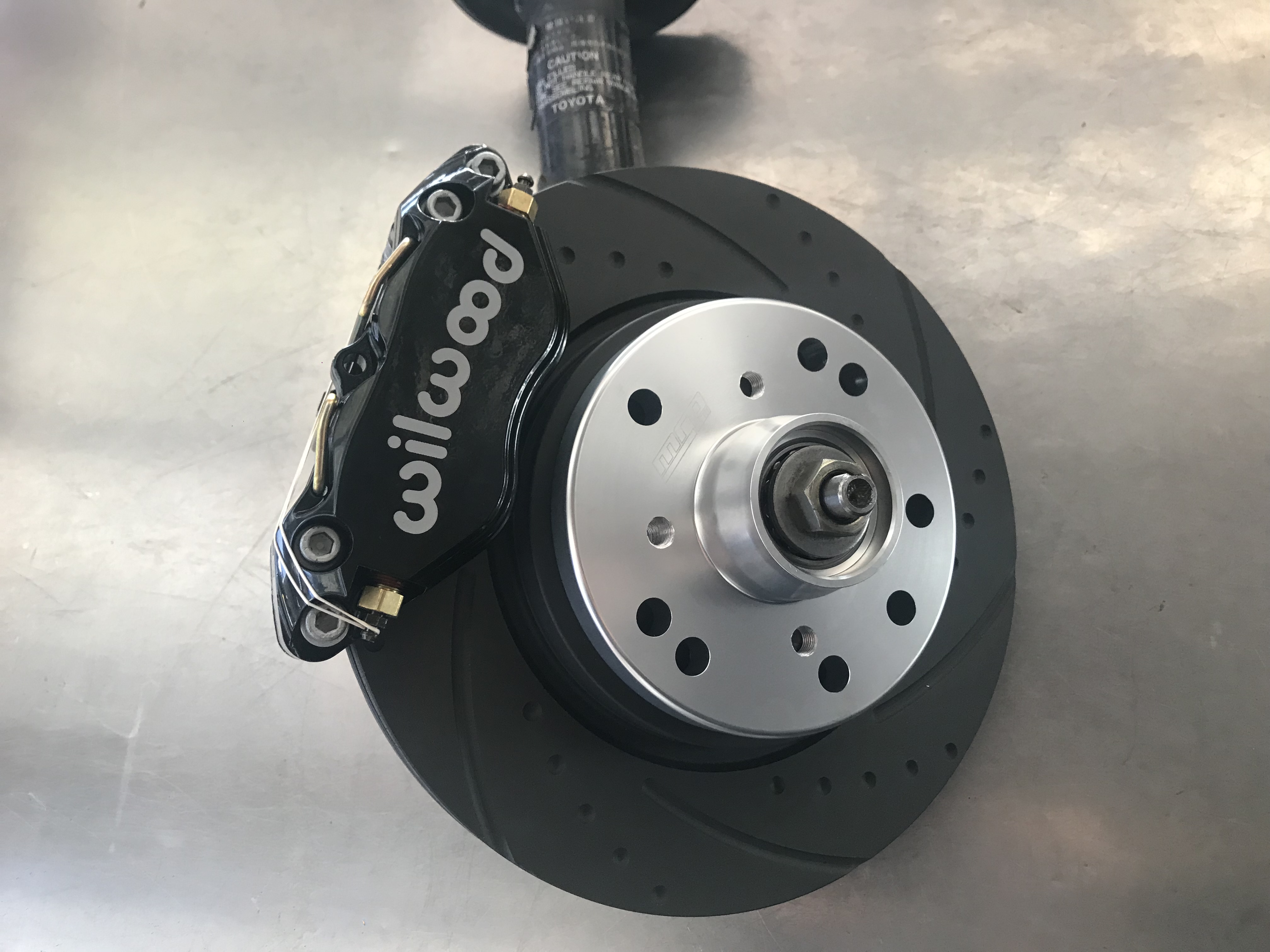 AE86 Billet Hubs | Manon Racing Products